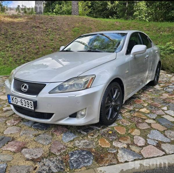 Pelēks Lexus IS 2006 Rīga, ar dzinēja tilpumu 2.20 L un nobraukumu 346 tūkst. km par 2450 €, foto 1 vietnē AUTOMOTO.COM.LV