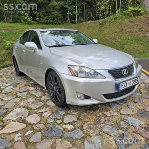 Pelēks Lexus IS 2006 Rīga, ar dzinēja tilpumu 2.20 L un nobraukumu 346 tūkst. km par 2450 €, foto 3 vietnē AUTOMOTO.COM.LV