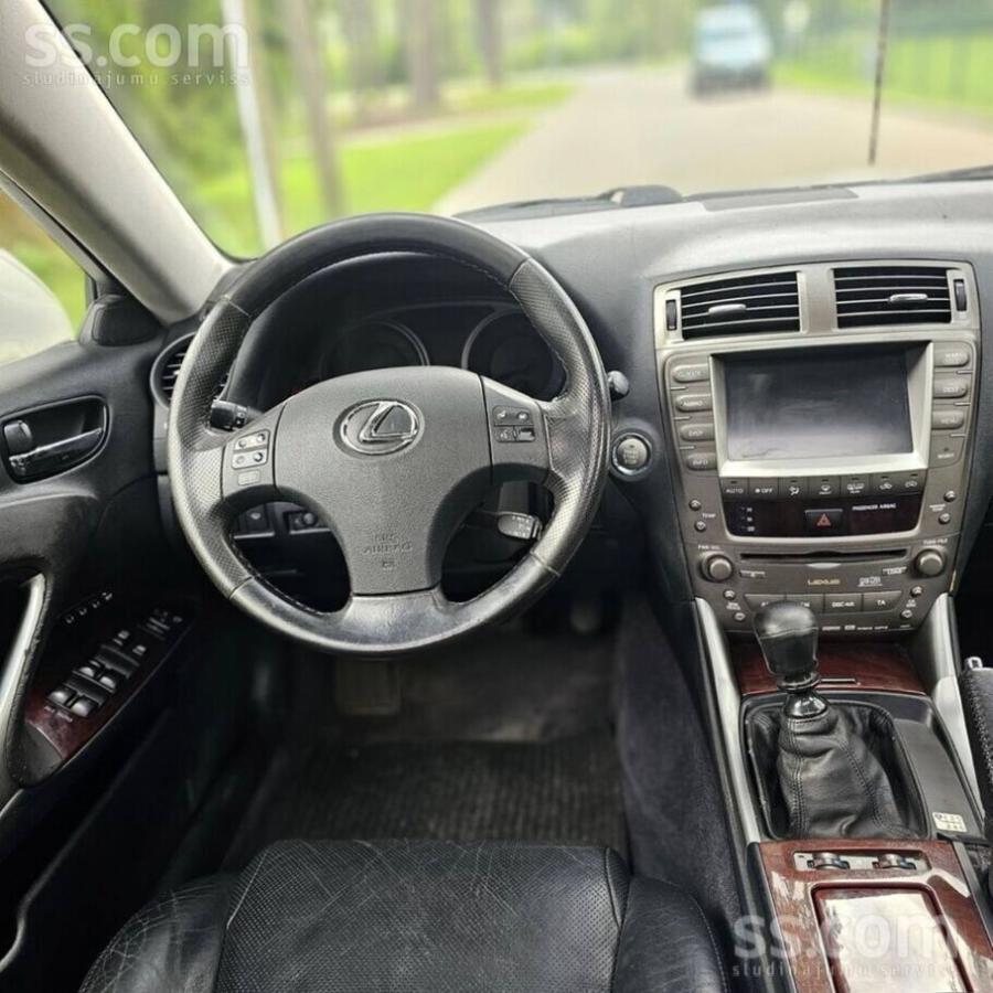 Pelēks Lexus IS 2006 Rīga, ar dzinēja tilpumu 2.20 L un nobraukumu 346 tūkst. km par 2450 €, foto 7 vietnē AUTOMOTO.COM.LV