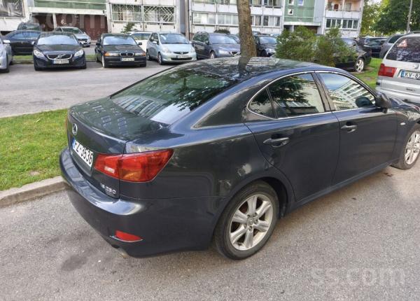 Pelēks Lexus IS 2006 Rīga, ar dzinēja tilpumu 2.50 L un nobraukumu 113 tūkst. km par 6400 €, foto 5 vietnē AUTOMOTO.COM.LV