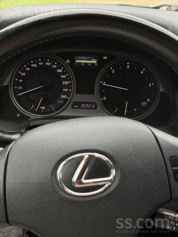 Pelēks Lexus IS 2006 Rīga, ar dzinēja tilpumu 2.20 L un nobraukumu 359 tūkst. km par 2300 €, foto 10 vietnē AUTOMOTO.COM.LV