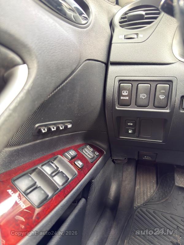 Pelēks Lexus IS 2006 Tallina, ar dzinēja tilpumu 2.20 L un nobraukumu 264 tūkst. km par 3500 €, foto 10 vietnē AUTOMOTO.COM.LV