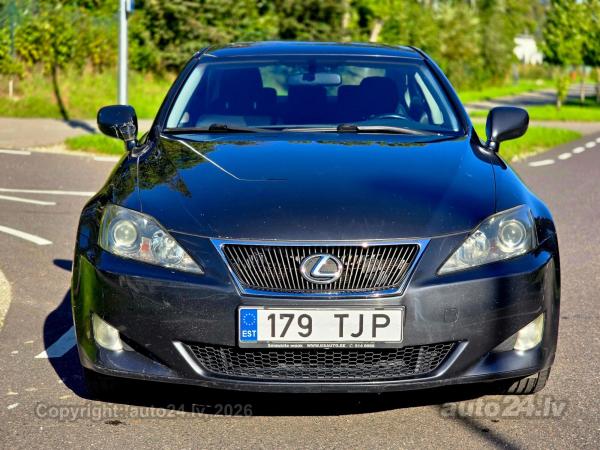 Pelēks Lexus IS 2006 Tallina, ar dzinēja tilpumu 2.20 L un nobraukumu 264 tūkst. km par 2990 €, foto 3 vietnē AUTOMOTO.COM.LV