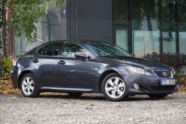 Grey Lexus IS 2006 in Riga, with an engine capacity of 2.50 L and mileage of 112 thousand km for 5590 €, photo 5 on AUTOMOTO.COM.LV