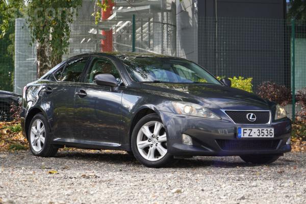 Grey Lexus IS 2006 in Riga, with an engine capacity of 2.50 L and mileage of 112 thousand km for 5590 €, photo 6 on AUTOMOTO.COM.LV