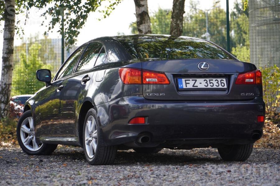 Pelēks Lexus IS 2006 Rīga, ar dzinēja tilpumu 2.50 L un nobraukumu 112 tūkst. km par 5590 €, foto 10 vietnē AUTOMOTO.COM.LV