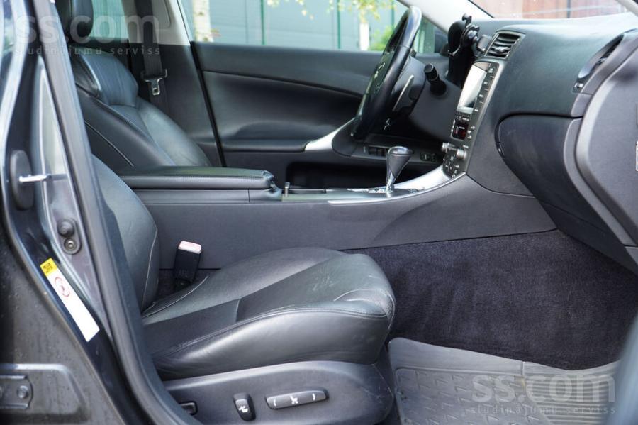 Pelēks Lexus IS 2006 Rīga, ar dzinēja tilpumu 2.50 L un nobraukumu 112 tūkst. km par 5590 €, foto 19 vietnē AUTOMOTO.COM.LV