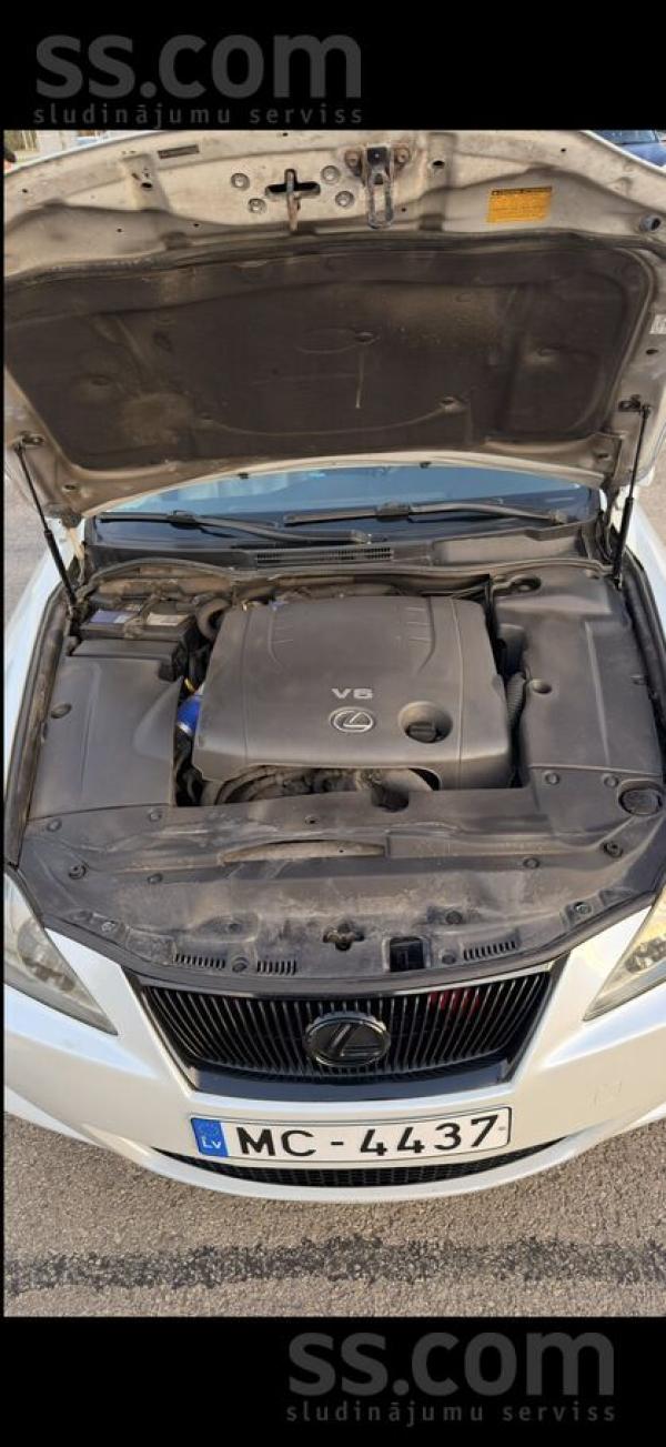 Lexus IS 2006 Rīga vietnē Pelēks Lexus IS 2006 Rīga, ar dzinēja tilpumu 2.50 L un nobraukumu 336 tūkst. km par 6500 €, foto 8 vietnē AUTOMOTO.COM.LV