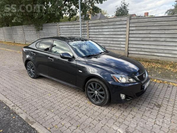 Lexus IS 2006 Jelgava vietnē Pelēks Lexus IS 2006 Jelgava, ar dzinēja tilpumu 2.20 L un nobraukumu 0 tūkst. km par 2650 €, foto 6 vietnē AUTOMOTO.COM.LV