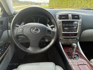 Grey Lexus IS 2006 in Tallinn, with an engine capacity of 2.50 L and mileage of 386 thousand km for 3250 €, photo 11 on AUTOMOTO.COM.LV