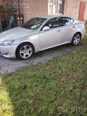 Grey Lexus IS 2007 in Riga, with an engine capacity of 2.00 L and mileage of 286 thousand km for 1750 €, photo 4 on AUTOMOTO.COM.LV