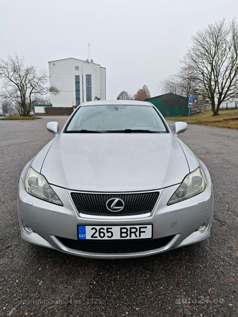 Pelēks Lexus IS 2007 Tallina, ar dzinēja tilpumu 2.50 L un nobraukumu 338 tūkst. km par 3499 €, foto 6 vietnē AUTOMOTO.COM.LV