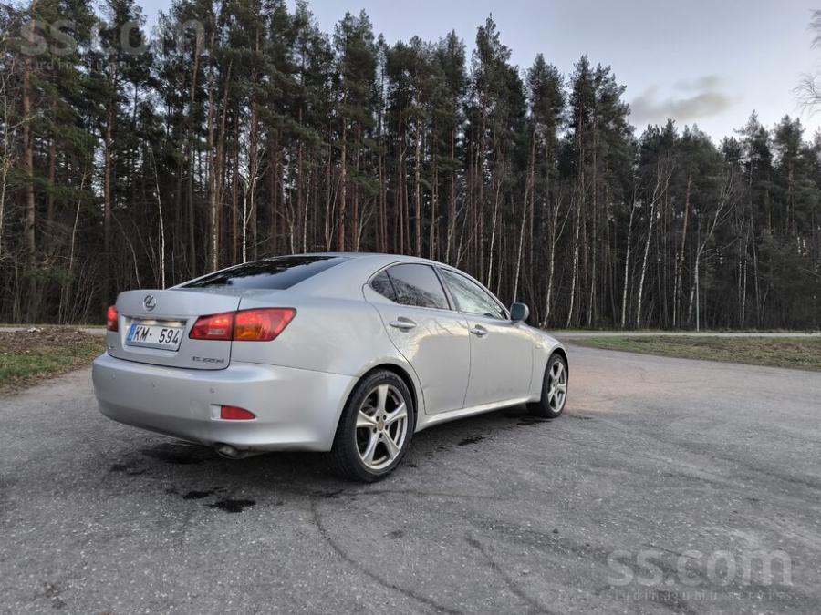 Pelēks Lexus IS 2007 Rīga, ar dzinēja tilpumu 2.20 L un nobraukumu 366 tūkst. km par 2150 €, foto 2 vietnē AUTOMOTO.COM.LV