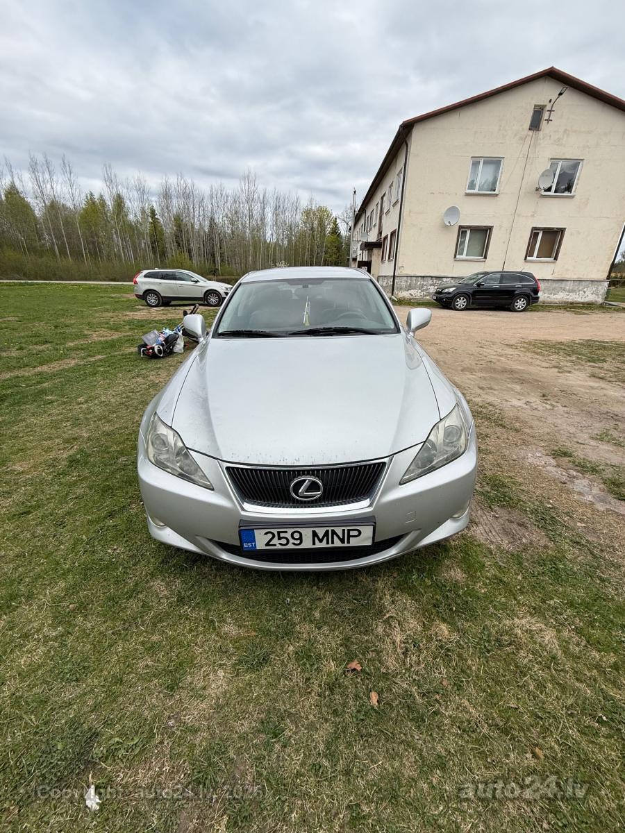 Pelēks Lexus IS 2007 Elva, ar dzinēja tilpumu 2.50 L un nobraukumu 350 tūkst. km par 3500 €, foto 1 vietnē AUTOMOTO.COM.LV