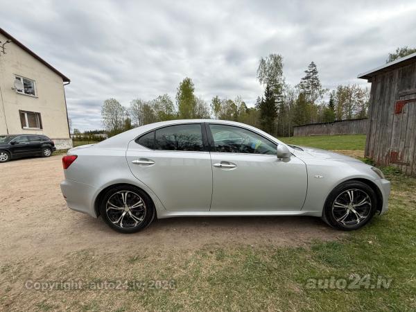 Pelēks Lexus IS 2007 Elva, ar dzinēja tilpumu 2.50 L un nobraukumu 350 tūkst. km par 3500 €, foto 2 vietnē AUTOMOTO.COM.LV