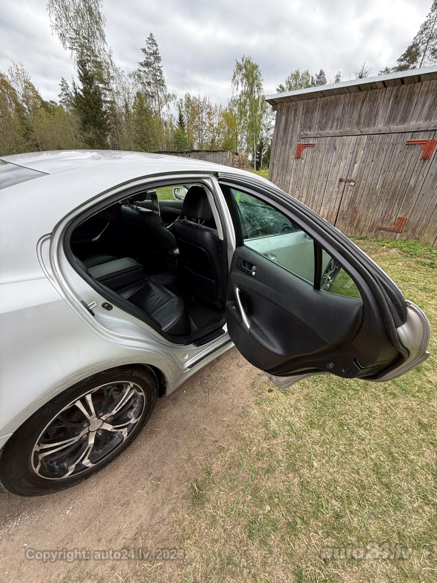 Pelēks Lexus IS 2007 Elva, ar dzinēja tilpumu 2.50 L un nobraukumu 350 tūkst. km par 3500 €, foto 9 vietnē AUTOMOTO.COM.LV