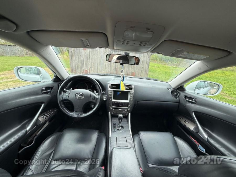 Pelēks Lexus IS 2007 Elva, ar dzinēja tilpumu 2.50 L un nobraukumu 350 tūkst. km par 3500 €, foto 14 vietnē AUTOMOTO.COM.LV