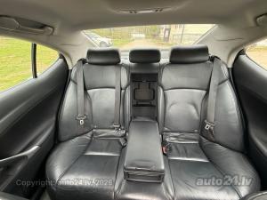 Pelēks Lexus IS 2007 Elva, ar dzinēja tilpumu 2.50 L un nobraukumu 350 tūkst. km par 3500 €, foto 17 vietnē AUTOMOTO.COM.LV