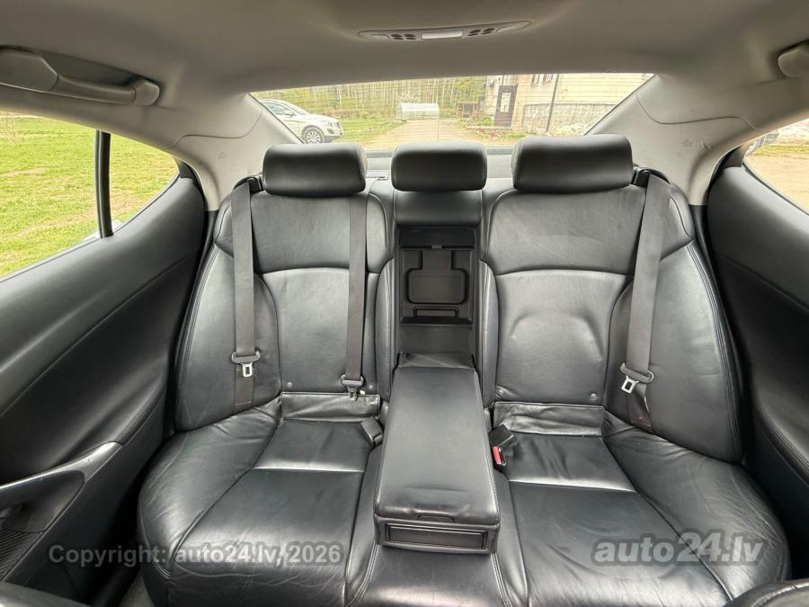Pelēks Lexus IS 2007 Elva, ar dzinēja tilpumu 2.50 L un nobraukumu 350 tūkst. km par 3500 €, foto 17 vietnē AUTOMOTO.COM.LV