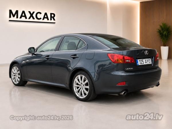 Pelēks Lexus IS 2007 Tallina, ar dzinēja tilpumu 2.50 L un nobraukumu 237 tūkst. km par 3999 €, foto 3 vietnē AUTOMOTO.COM.LV