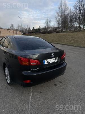 Pelēks Lexus IS 2007 Krāslava, ar dzinēja tilpumu 2.20 L un nobraukumu 327 tūkst. km par 3000 €, foto 9 vietnē AUTOMOTO.COM.LV