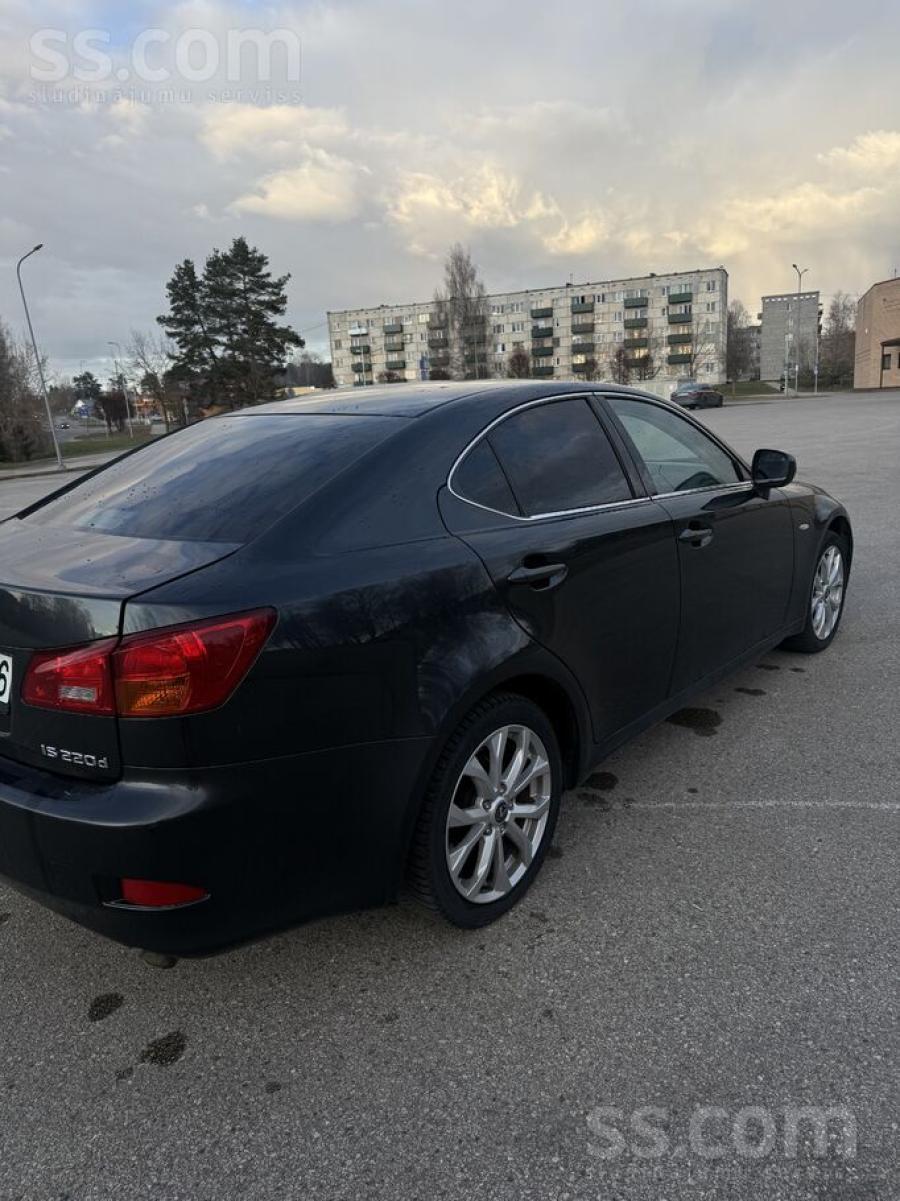 Pelēks Lexus IS 2007 Krāslava, ar dzinēja tilpumu 2.20 L un nobraukumu 327 tūkst. km par 3000 €, foto 10 vietnē AUTOMOTO.COM.LV