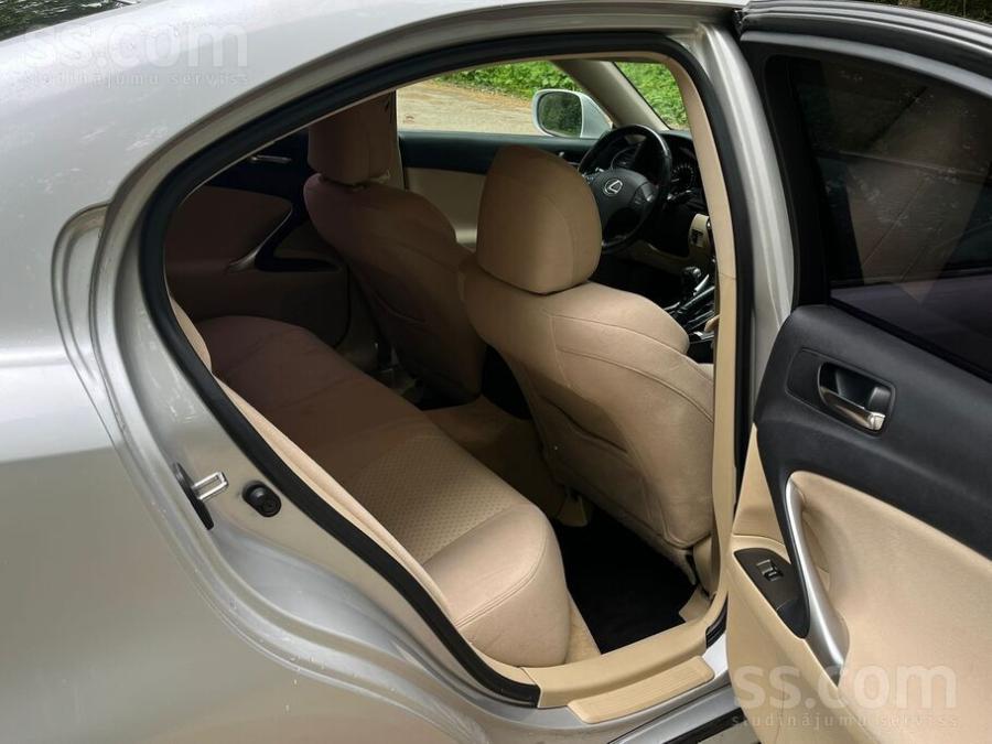 Pelēks Lexus IS 2007 Rīga, ar dzinēja tilpumu 2.20 L un nobraukumu 0 tūkst. km par 2499 €, foto 19 vietnē AUTOMOTO.COM.LV