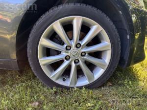 Grey Lexus IS 2007 in Riga, with an engine capacity of 2.20 L and mileage of 230 thousand km for 4600 €, photo 6 on AUTOMOTO.COM.LV