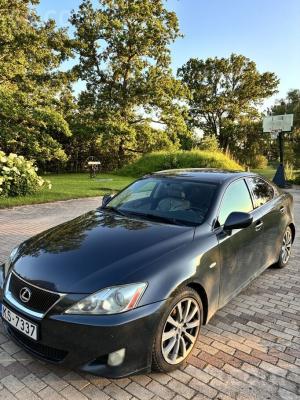Pelēks Lexus IS 2007 Rīga, ar dzinēja tilpumu 2.50 L un nobraukumu 234 tūkst. km par 3150 €, foto 3 vietnē AUTOMOTO.COM.LV