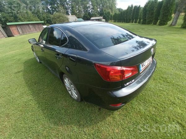 Pelēks Lexus IS 2007 Rēzekne, ar dzinēja tilpumu 2.20 L un nobraukumu 306 tūkst. km par 4500 €, foto 2 vietnē AUTOMOTO.COM.LV