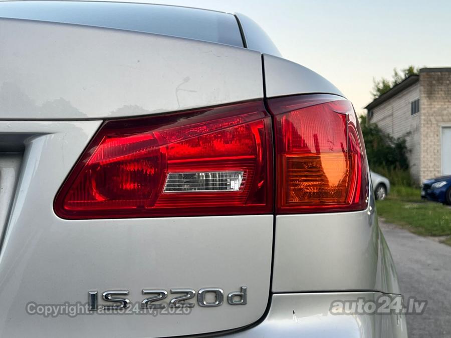 Pelēks Lexus IS 2007 Narva, ar dzinēja tilpumu 2.20 L un nobraukumu 285 tūkst. km par 2499 €, foto 9 vietnē AUTOMOTO.COM.LV