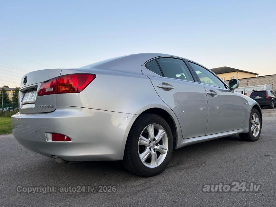 Pelēks Lexus IS 2007 Narva, ar dzinēja tilpumu 2.20 L un nobraukumu 285 tūkst. km par 2499 €, foto 15 vietnē AUTOMOTO.COM.LV