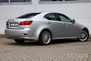 Grey Lexus IS 2007 in Riga, with an engine capacity of 2.20 L and mileage of 267 thousand km for 2995 €, photo 7 on AUTOMOTO.COM.LV