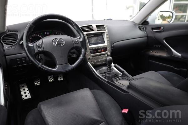 Grey Lexus IS 2007 in Riga, with an engine capacity of 2.20 L and mileage of 267 thousand km for 2995 €, photo 8 on AUTOMOTO.COM.LV