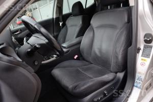 Grey Lexus IS 2007 in Riga, with an engine capacity of 2.20 L and mileage of 267 thousand km for 2995 €, photo 12 on AUTOMOTO.COM.LV