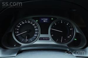 Grey Lexus IS 2007 in Riga, with an engine capacity of 2.20 L and mileage of 267 thousand km for 2995 €, photo 30 on AUTOMOTO.COM.LV