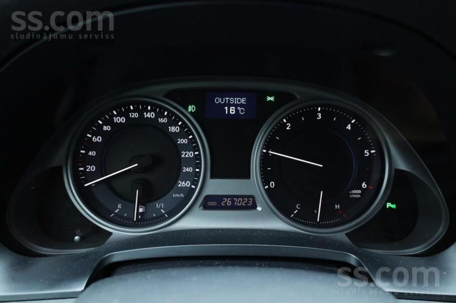 Grey Lexus IS 2007 in Riga, with an engine capacity of 2.20 L and mileage of 267 thousand km for 2995 €, photo 30 on AUTOMOTO.COM.LV