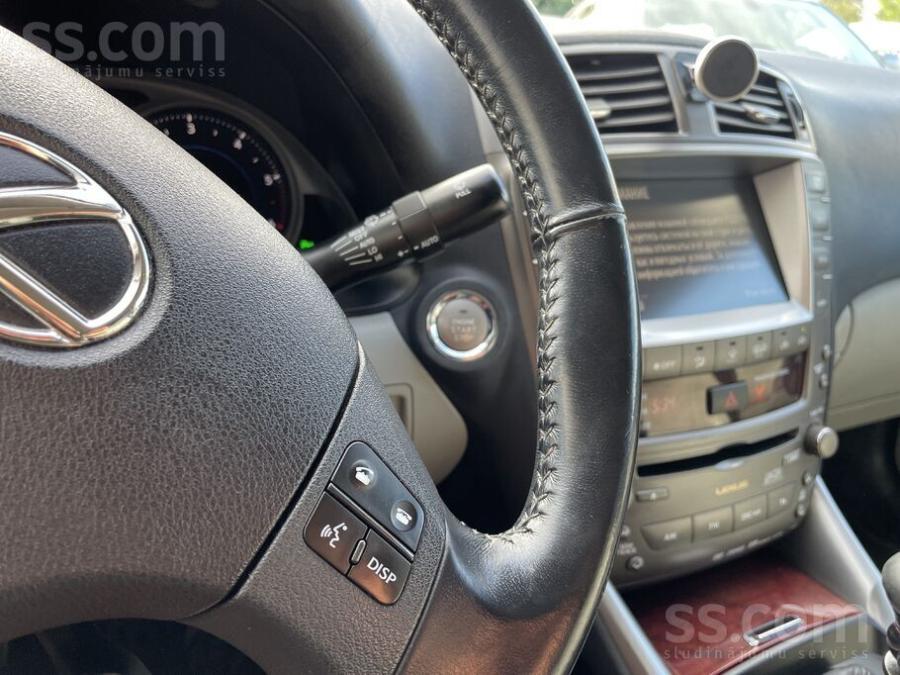 Pelēks Lexus IS 2007 Talsi, ar dzinēja tilpumu 2.20 L un nobraukumu 349 tūkst. km par 2700 €, foto 15 vietnē AUTOMOTO.COM.LV