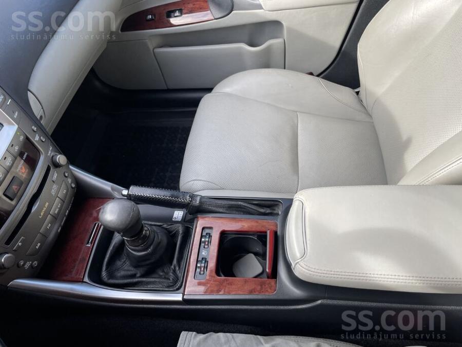 Pelēks Lexus IS 2007 Talsi, ar dzinēja tilpumu 2.20 L un nobraukumu 349 tūkst. km par 2700 €, foto 20 vietnē AUTOMOTO.COM.LV