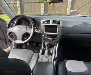 Grey Lexus IS 2007 in Riga, with an engine capacity of 2.20 L and mileage of 388 thousand km for 3300 €, photo 10 on AUTOMOTO.COM.LV