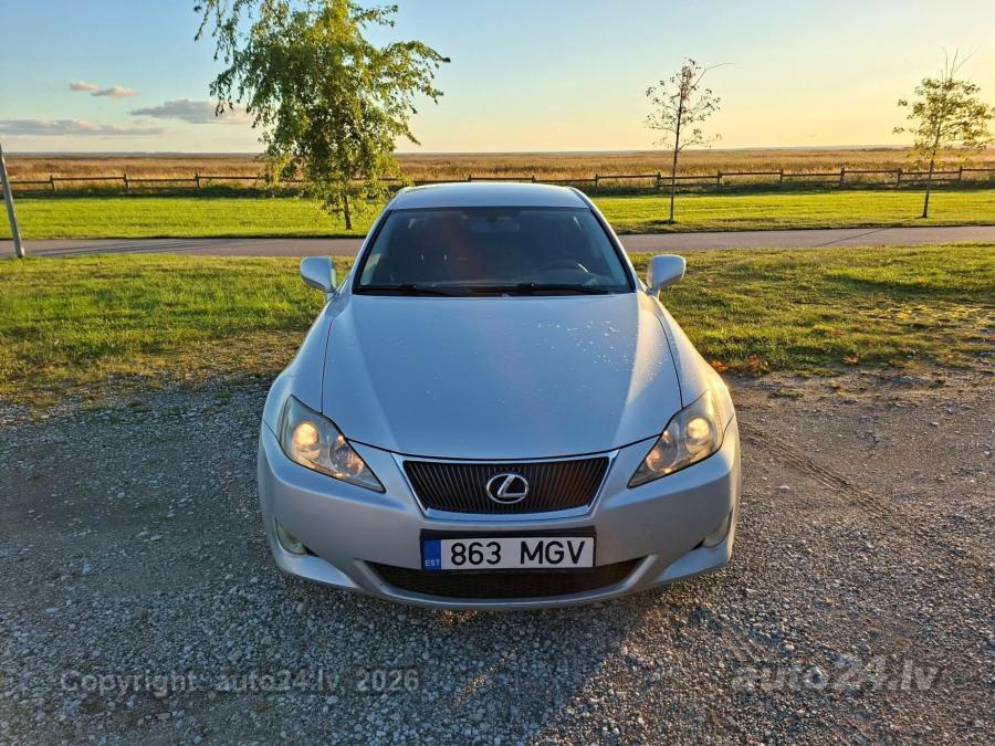 Серый Лексус ИС 2007 в Пярну, объемом двигателя 2.50 л и пробегом 285 тыс. км за 4500 €, фото 3 на AUTOMOTO.COM.LV
