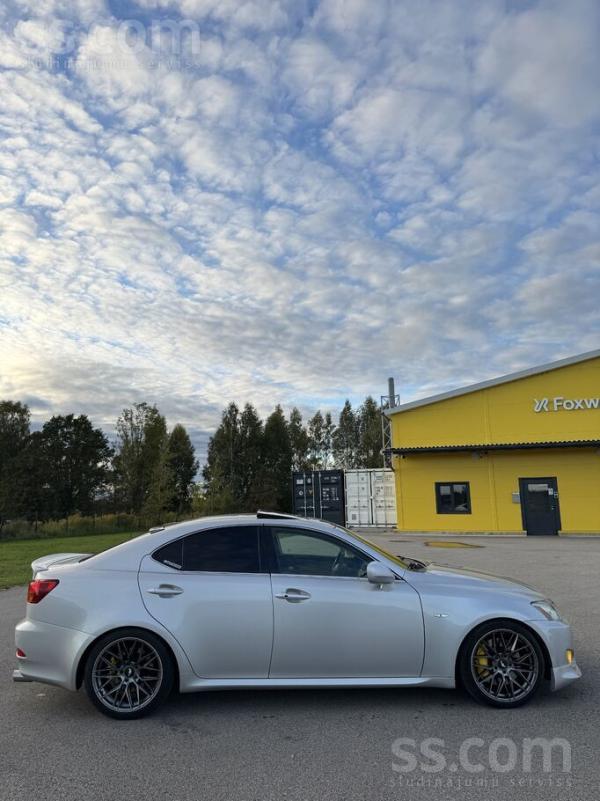 Lexus IS 2007 Krāslava vietnē Pelēks Lexus IS 2007 Krāslava, ar dzinēja tilpumu 2.20 L un nobraukumu 263 tūkst. km par 4800 €, foto 3 vietnē AUTOMOTO.COM.LV