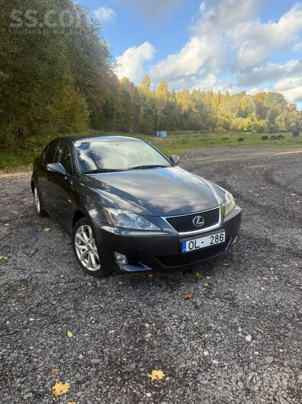 Lexus IS 2007 Krāslava vietnē Pelēks Lexus IS 2007 Krāslava, ar dzinēja tilpumu 2.20 L un nobraukumu 335 tūkst. km par 2800 €, foto 1 vietnē AUTOMOTO.COM.LV