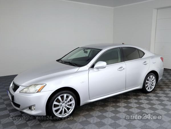 Pelēks Lexus IS 2008 Tallina, ar dzinēja tilpumu 2.20 L un nobraukumu 454 tūkst. km par 1999 €, foto 2 vietnē AUTOMOTO.COM.LV