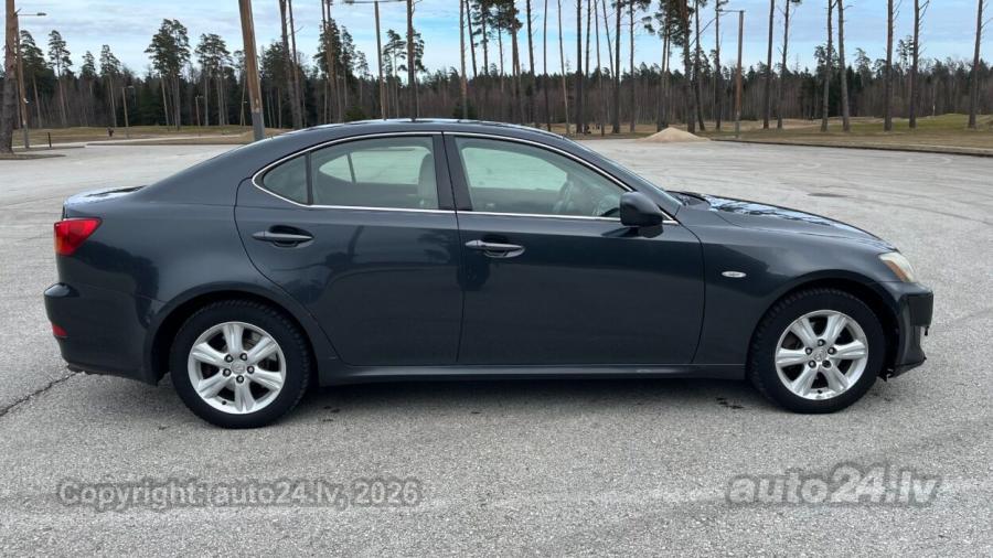 Pelēks Lexus IS 2008 Pērnava, ar dzinēja tilpumu 2.20 L un nobraukumu 425 tūkst. km par 3200 €, foto 4 vietnē AUTOMOTO.COM.LV