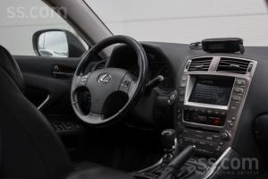 Grey Lexus IS 2008 in Riga, with an engine capacity of 2.20 L and mileage of 0 thousand km for 1995 €, photo 17 on AUTOMOTO.COM.LV