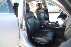 Grey Lexus IS 2008 in Riga, with an engine capacity of 2.20 L and mileage of 245 thousand km for 3990 €, photo 10 on AUTOMOTO.COM.LV