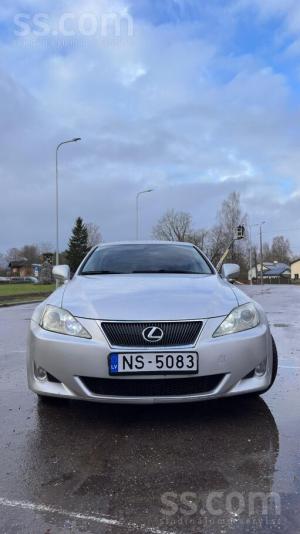 Grey Lexus IS 2009 in Riga, with an engine capacity of 2.50 L and mileage of 195 thousand km for 4700 €, photo 2 on AUTOMOTO.COM.LV
