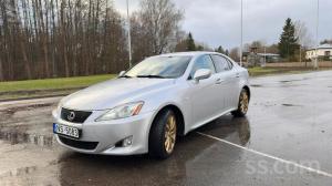 Grey Lexus IS 2009 in Riga, with an engine capacity of 2.50 L and mileage of 195 thousand km for 4700 €, photo 3 on AUTOMOTO.COM.LV
