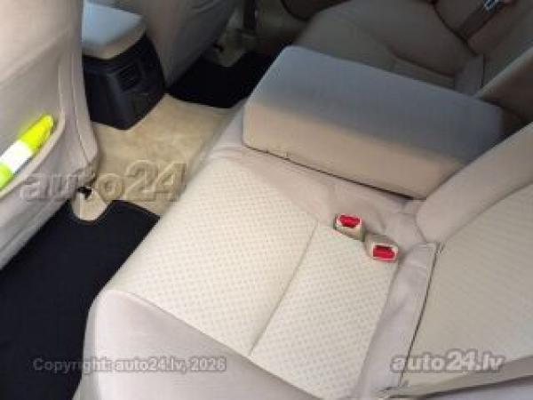 Pelēks Lexus IS 2009 Tallina, ar dzinēja tilpumu 2.50 L un nobraukumu 141 tūkst. km par 7490 €, foto 9 vietnē AUTOMOTO.COM.LV
